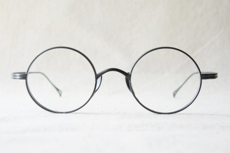 カメマンネンの王道ラウンドメガネ「KMN-99」が1番人気の理由を調査！